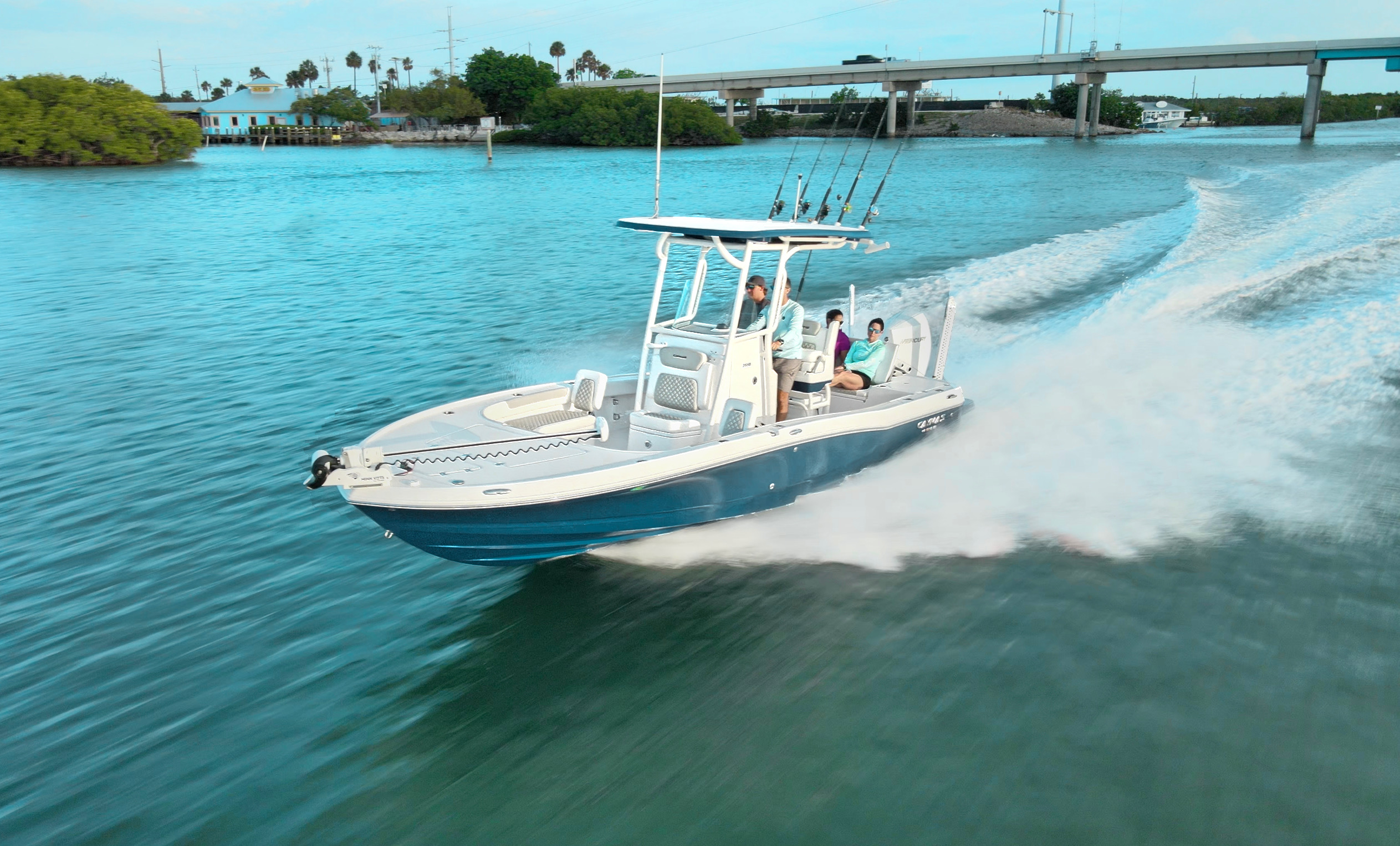 The Rise of Hybrid and Electric Boats - Salvage Marine Network